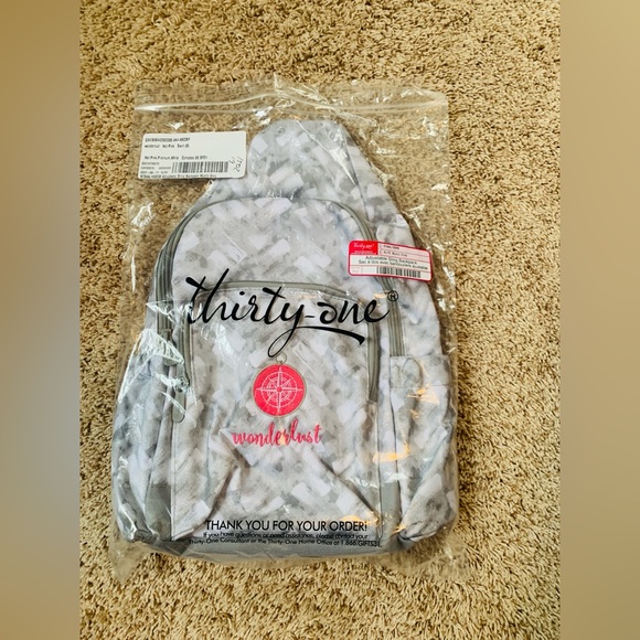 thirty-one | Bags | Thirtyone Adjustable Sling Backpack | Poshmark